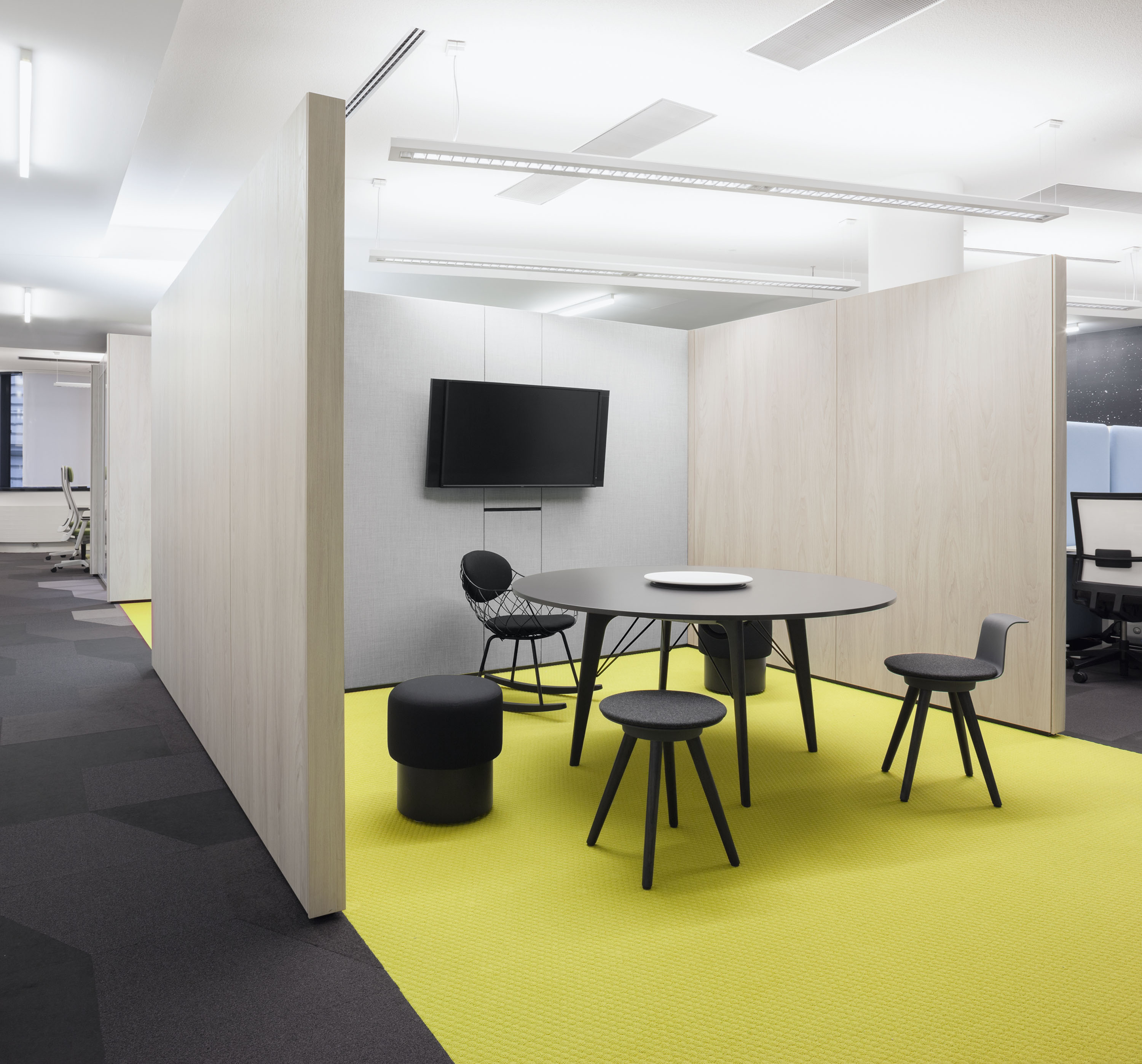 Lechner + Hayn Büroeinrichtungen | TIMBA Stool